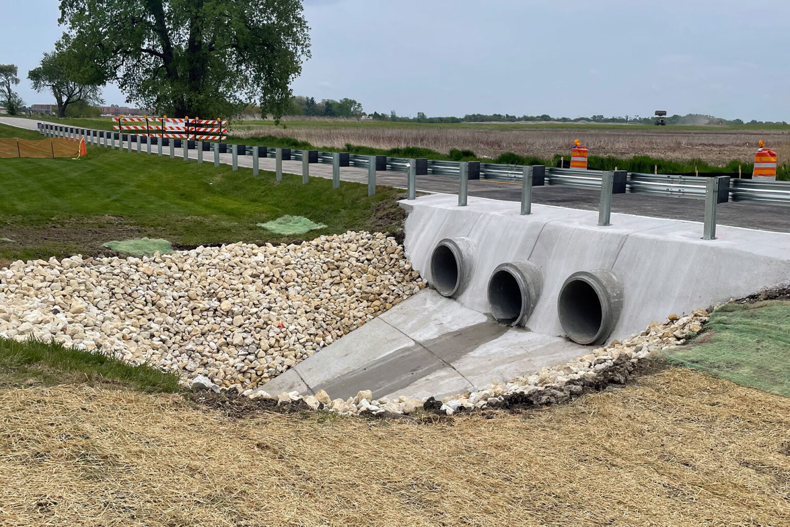 Wolf Crossing Emergency Box Culvert Repair – Winninger Excavating, Inc
