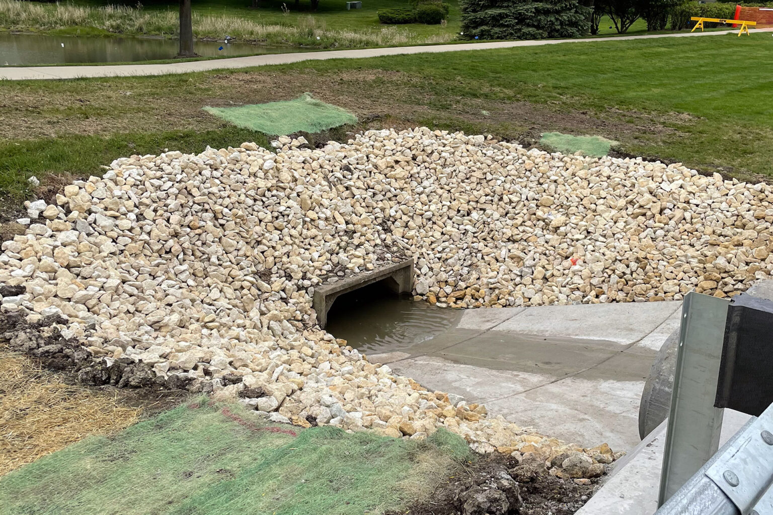 Wolf Crossing Emergency Box Culvert Repair – Winninger Excavating, Inc